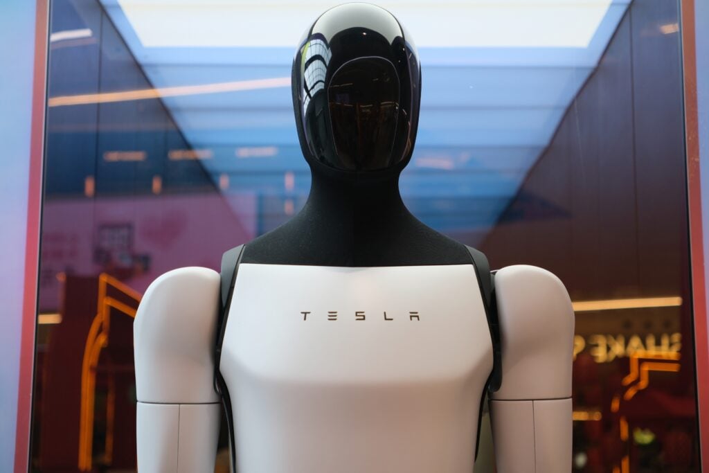 Elon Musk Claims Tesla's Robot Will 'Just Follow You Around' To Stop ...